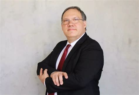 Brasil Está Em Uma Encruzilhada No Cenário Econômico