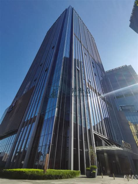 聚杰金融大厦精装300平米现房 全新家具拎包入住 可注册 丽泽商务区 找办公室 恒昇世嘉 更专业的企业选址服务平台