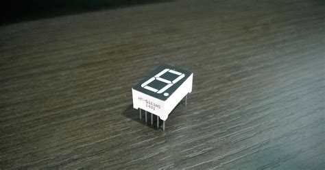 Display Segmentos Con Pulsador En Arduino