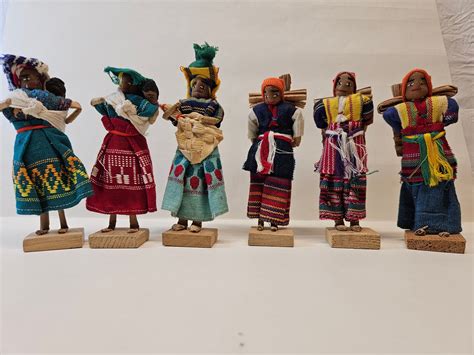 Sex Handgjorda Dockor I Traditionell Guatemala Köp På Tradera 665730904