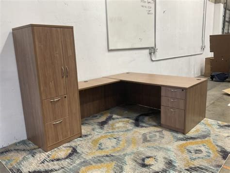 Used Unknown L Shape Private Office Private Office Hayward Ca