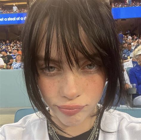 Billie Eilish Via Instagram 2022 Billie Eilish Billie Cantores