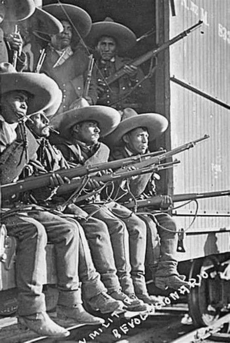 Revolucionarios Viajando En Tren Pancho Villa Train Zapata Mexican
