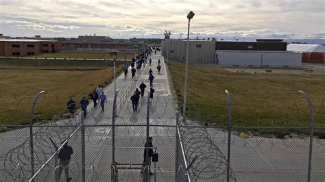La Justicia De Eeuu Obliga A Pagar Una Cirugía De Cambio De Género A