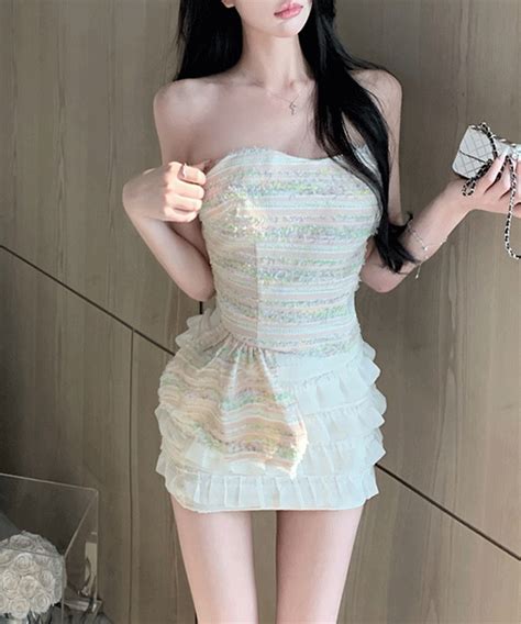 티아 고급 프릴 트위드 튜브탑 주름 미니 스커트 투피스 세트 에이블리