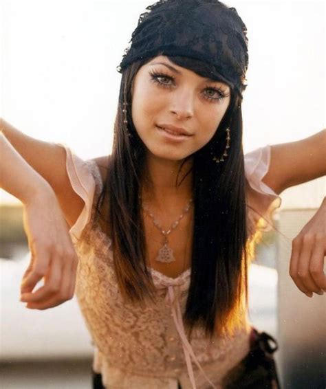 Kristin Kreuk Nude Photos And Porn Video Leaked Scandal Planet