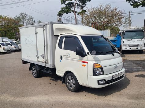 2019년 포터2 내장탑차 1톤 슈퍼캡 오토미션 전문가들