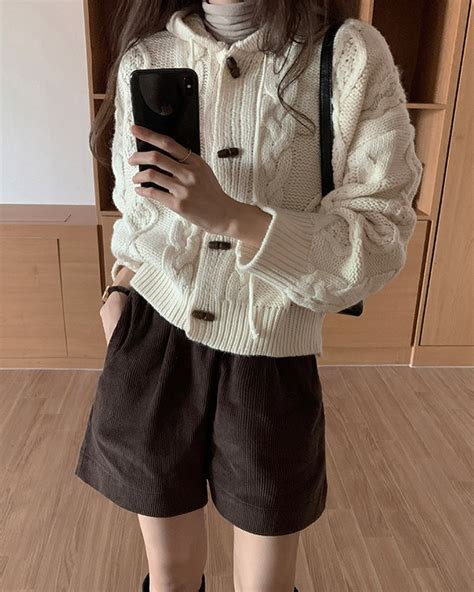 트리나 꽈배기 니트 후드 가디건 에이블리