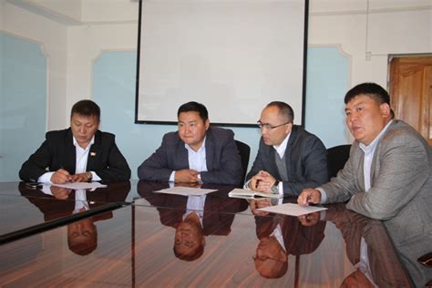 АЙМГИЙН ИТХ ЫН ХЯНАЛТЫН ХОРООД БАЙГУУЛАГДАН АЖИЛЛАЖ БАЙНА