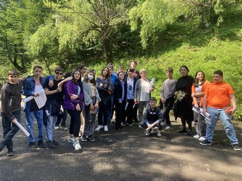 ტყიბულის N6 საჯარო სკოლის მოსწავლეები ფრინველებს დააკვირდნენ ეტალონი