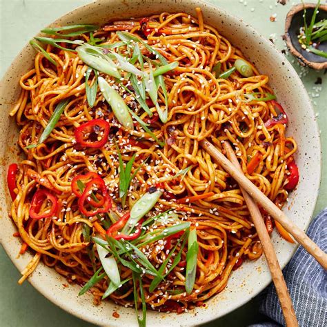 How To Cook Garlic Noodles