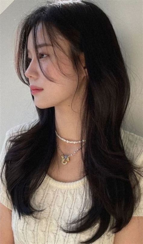 40 Best Ways To Wear Wispy Bangs 2022 — Charming Dark Long Hair