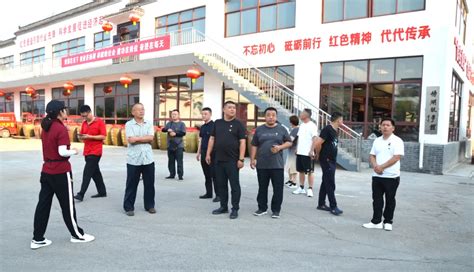 菏泽市文化市场综合执法支队党支部走进杨湖