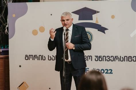 გორის სახელმწიფო უნივერსიტეტში ახალი სასწავლო წლის დაწყებას ღონისძიება მიეძღვნა ყველაფერი