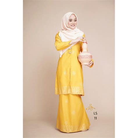 Baju Kurung Warna Kuning Diraja Brileyqoellis