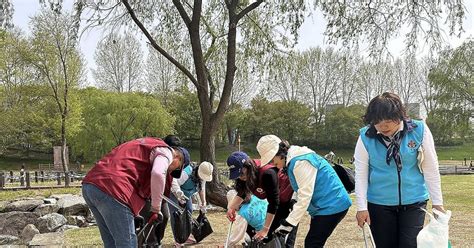 봉사활동 하는 재향군인회 회원들