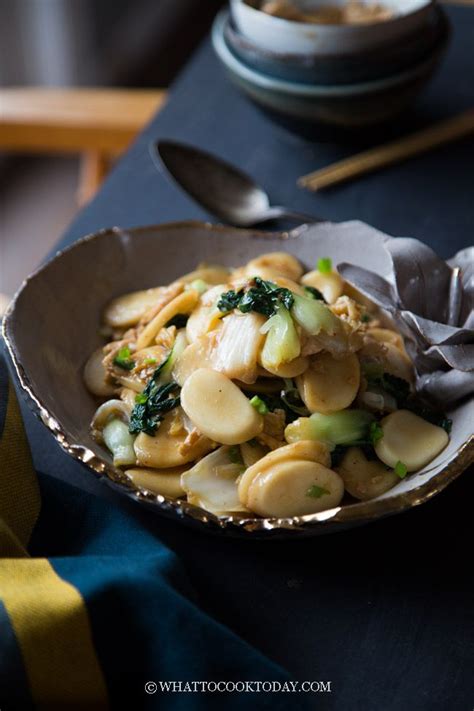 Easy Chinese Stir Fried Nian Gao Rice Cakes Slices Of Soft And Chewy