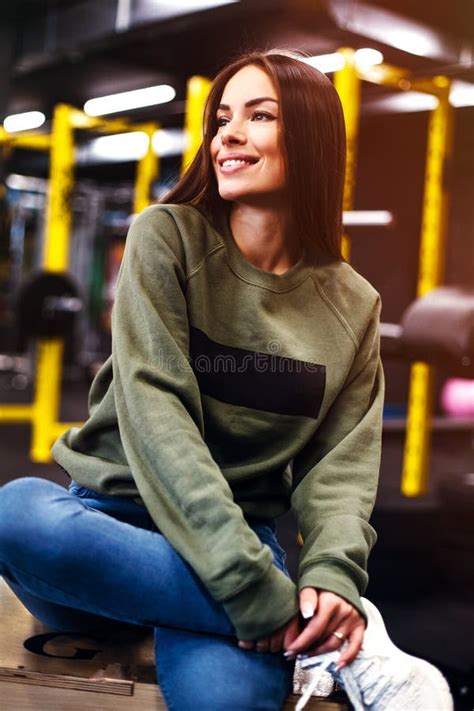 Fitness Woman Stock Image Image Of Attractive Portrait 139503721