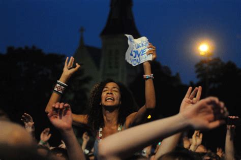 The Dos And Donts Of Crowd Surfing The Tangential