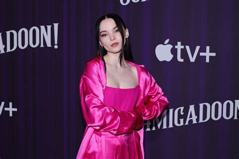 dove cameron schmigadoon season 2 photocall 2