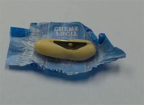 Razor Blades Found In Halloween Candy In New York Colorfulclearwater