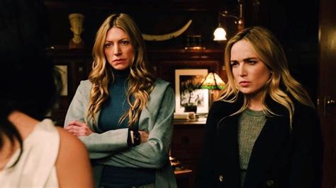 Pin By Kristen Miller On Sara Lance Legends Of Tommorow Dc Legends