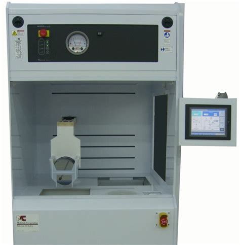 Choosing Between Isotropic And Anisotropic Etching Processes