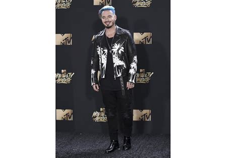 J Balvin Alcanza Primer Lugar En Lista Global De Spotify