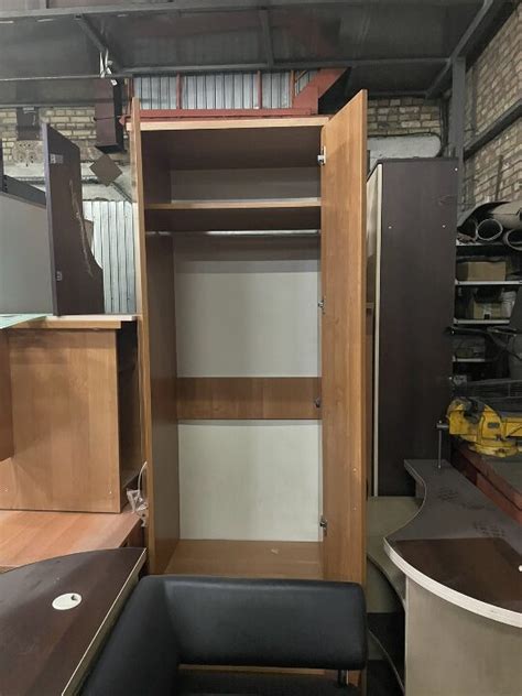 Шафа офісна для одягу Ш72хВ218хГ65 б в у кількості 1 шт Ua