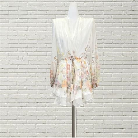 브이넥 플라워 허리리본 쉬폰 미니원피스 에이블리