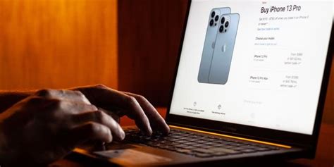 Phishingbox On Linkedin Apple Users Targeted In Email Attack Amid Black Friday Sales Cybernews