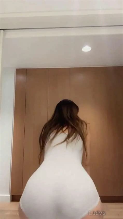 Jakarta Escort Ladys One