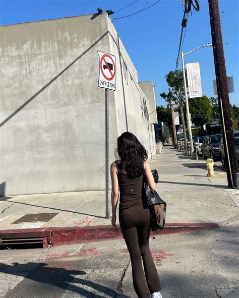 손나은 여전히 완벽한 레깅스 핏 비주얼