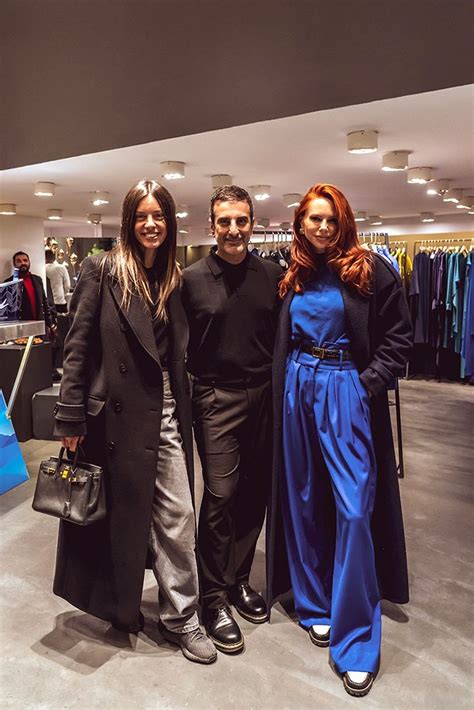 Στέλιος Κουδουνάρης Παρουσίασε τη νέα του συλλογή στο κατάστημα του στο Κολωνάκι Trikalaidees