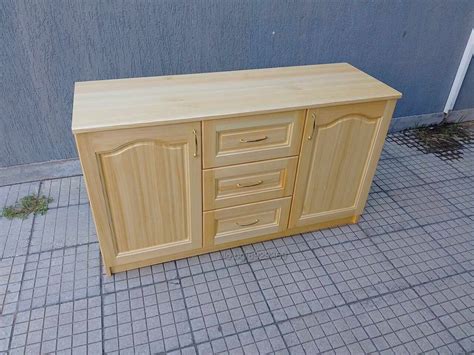 Скрин 120 40 70см с 3 чекмеджета и врати масив в естествен цвят Наличен Скрин ракла