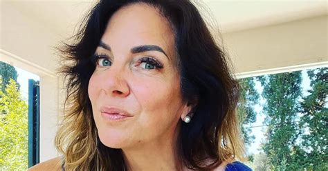 Danni Büchner mit PO sitiver Message Strong Independent Woman