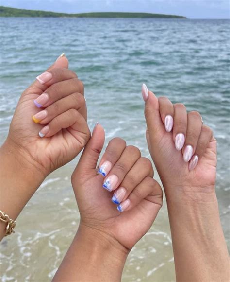 31 Elegant Vacation Nails Youll Love For Your Next Getaway
