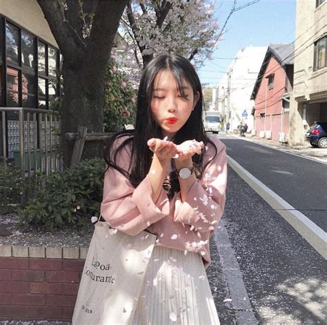 𝑷𝒊𝒏𝒕𝒆𝒓𝒆𝒔𝒕 𝒉𝒐𝒏𝒆𝒆𝒚𝒋𝒊𝒏 Mode Ulzzang Ulzzang Korea Korean Aesthetic