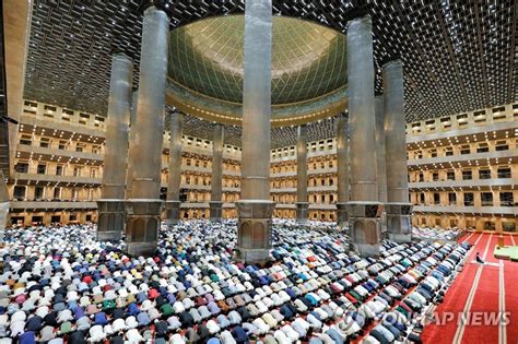 이슬람권 라마단 시작한 달간 해 떠 있을 땐 금식 연합뉴스