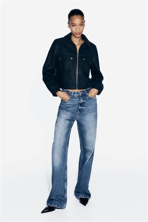 Коротка мяка куртка — ціна 2800 грн у каталозі Куртки Купити жіночі речі за доступною ціною на