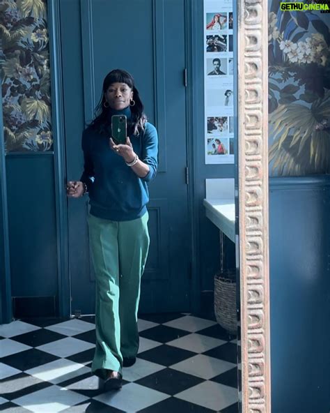 Sufe Bradshaw Wiki Biography Age Gallery Spouse And More