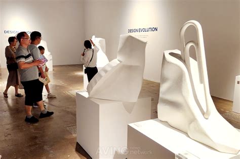 100년간 세상을 바꾼 아이디어 화제광주디자인비엔날레 비즈니스관서 혁신 디자인 전시돼 네이트 뉴스