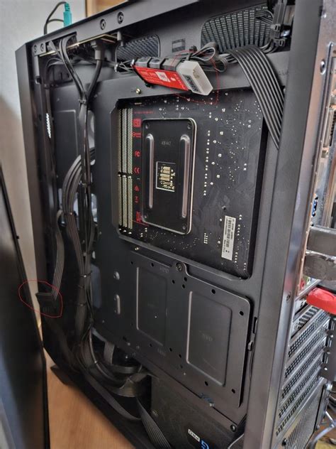 컴퓨터 케이스 쿨러 팬이 안돌아갑니다 Mlbpark