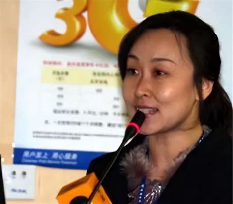 “揭秘”任正非现任妻子姚凌的个人简介（曾是“秘书”出身，和丈夫差30岁？） 人物集