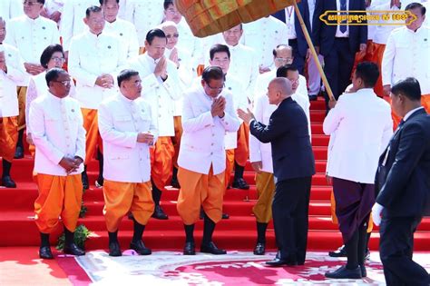 Samdech Krolahom Sar Kheng On Linkedin សម្ដេចក្រឡាហោម ស ខេង អញ្ជើញថ្វាយព្រះរាជគារវកិច្ច ព្រះករុណា…