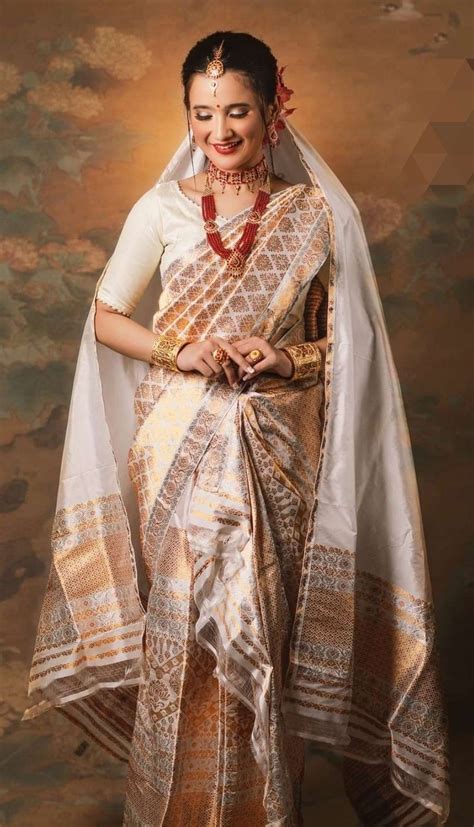 Assam Traditional Dress Top 10 Dresses For Male And Female In Assam
