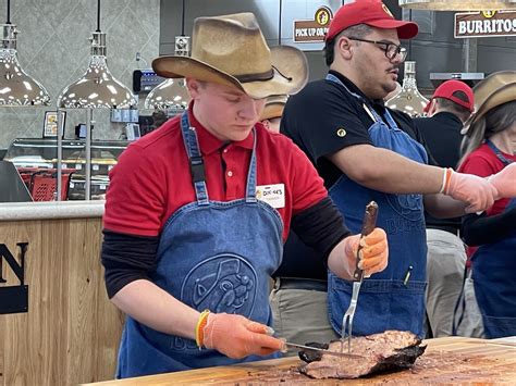 Buc Ees Opens Massive Johnstown Store Bizwest