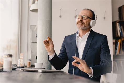 Charismatic Alpha Male Traits That Make You Attractive