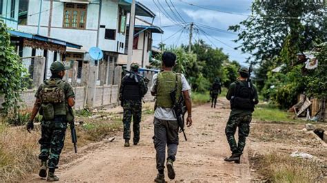 စစ်ကောင်စီကို စစ်ရေးနည်းနဲ့ ဖယ်ရှားနိုင်မလား Bbc News မြန်မာ