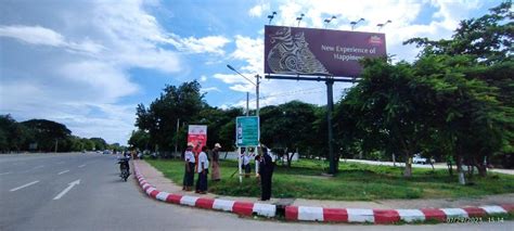 ဇမ္ဗူသီရိမြို့နယ်၌ ယာဉ်စည်းကမ်း လမ်းစည်းကမ်း အန္တရာယ် အသိပညာပေးခြင်း လုပ်ငန်းများဆောင်ရွက